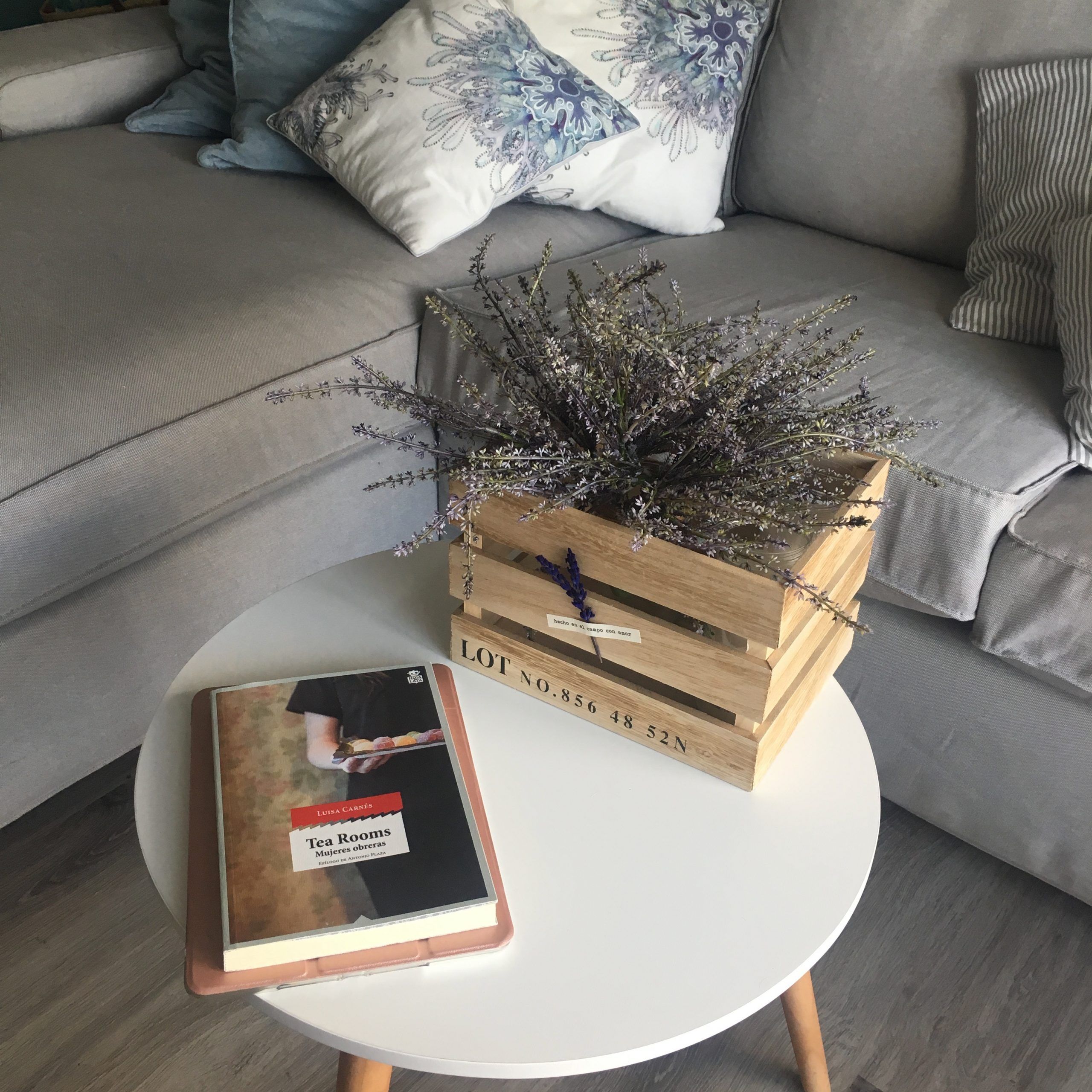 5 ideas para decorar tu casa con libros